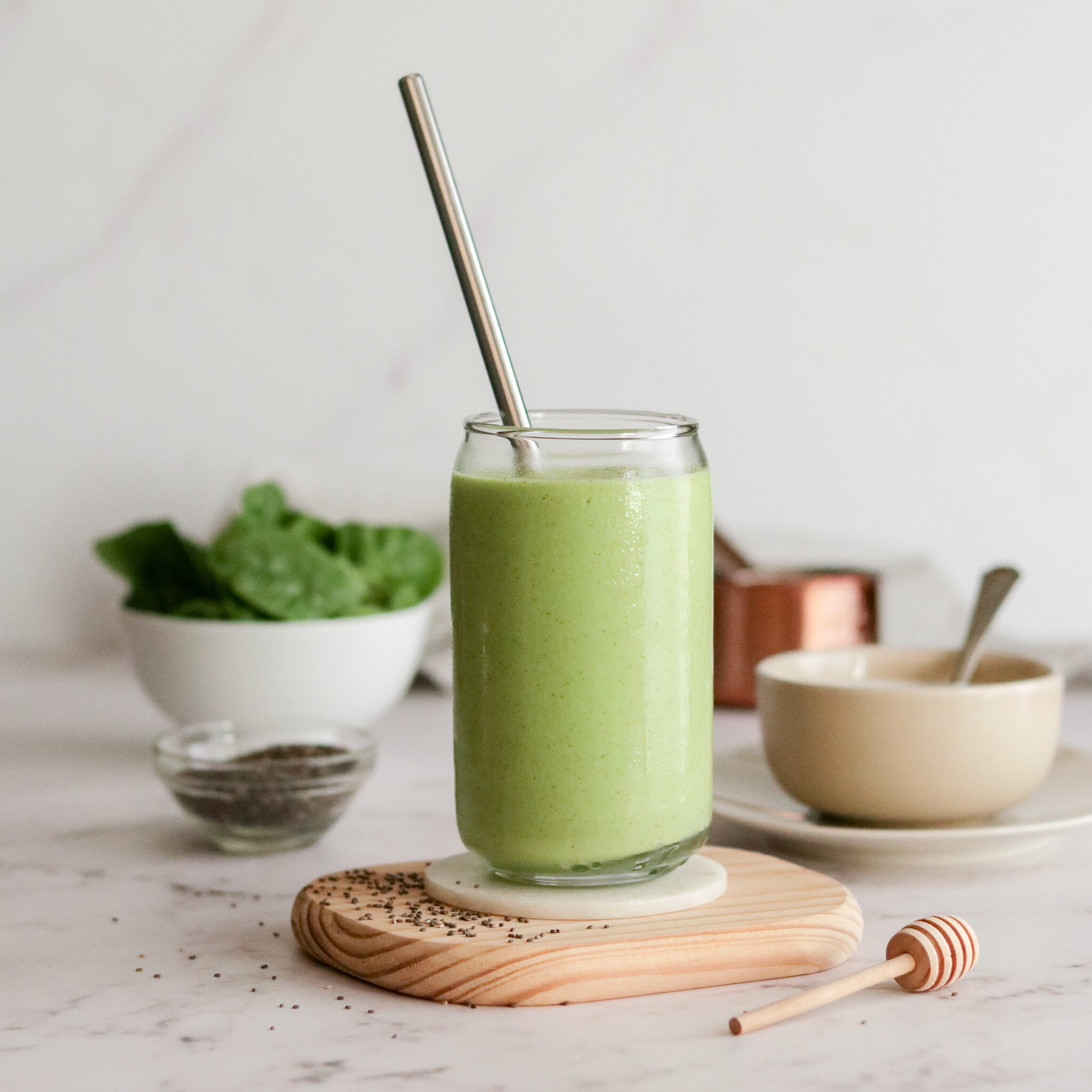 PINEAPPLE AND SPINACH SMOOTHIE | Rediscover Dairy
